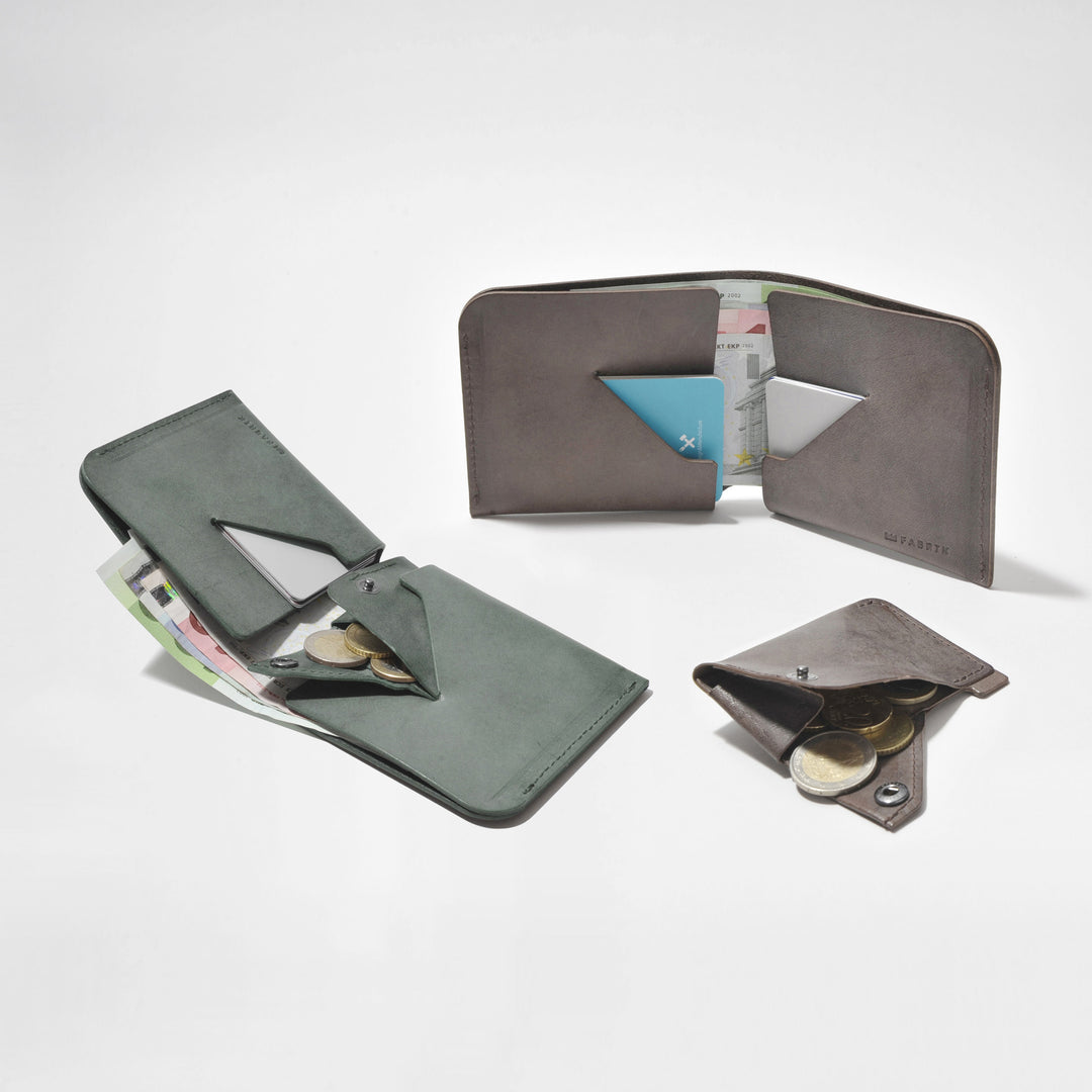 Bi-fold Wallet and Coin Case – Red Dot Design Museum Singapore