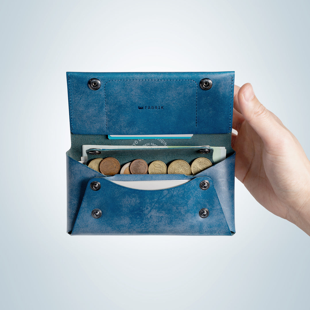 Long Wallet – Red Dot Design Museum Singapore