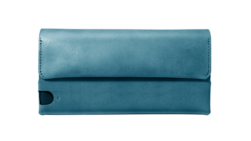 Long Wallet: P – Red Dot Design Museum Singapore