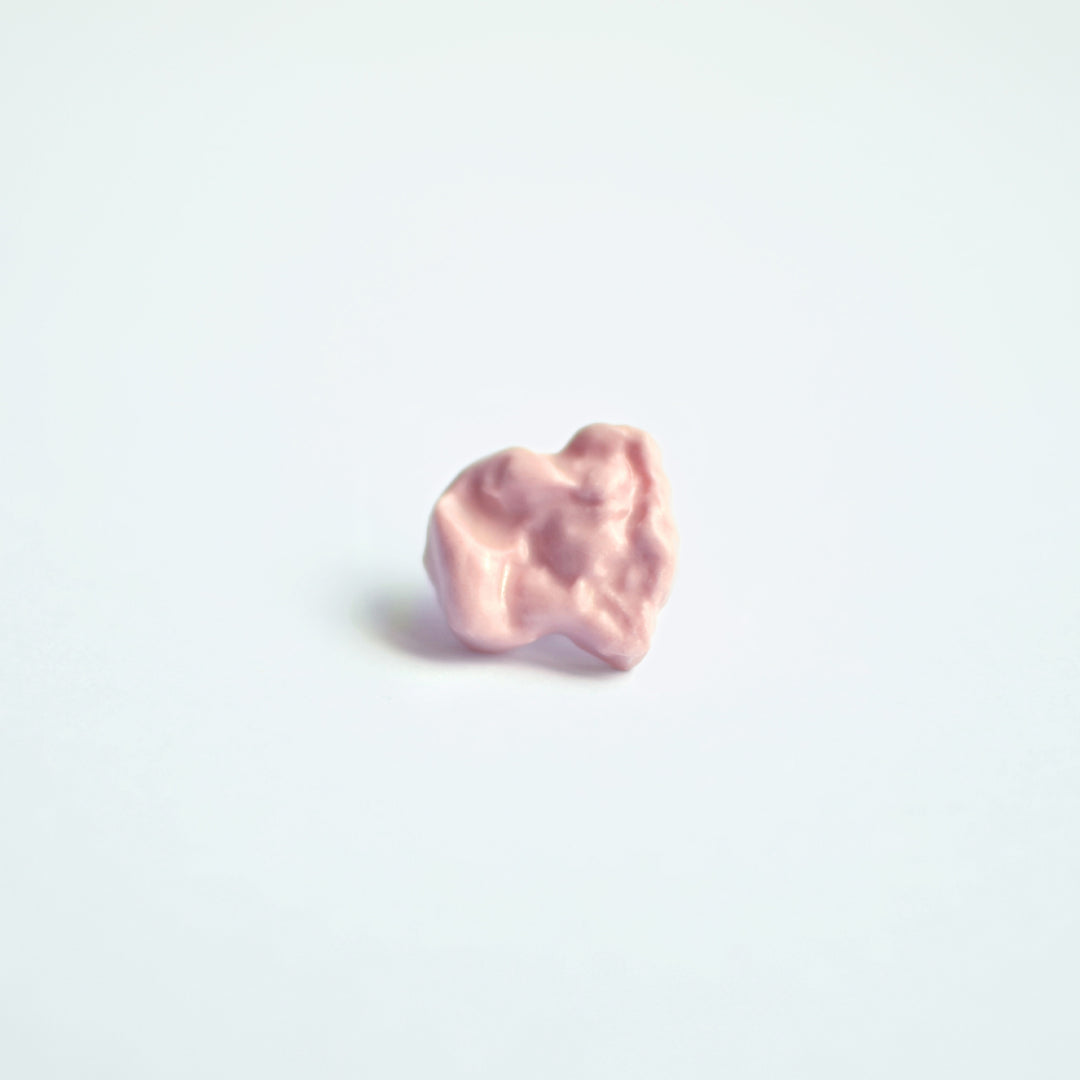 Pin - Chewing Gum (satin light pink) – Red Dot Design Museum Singapore