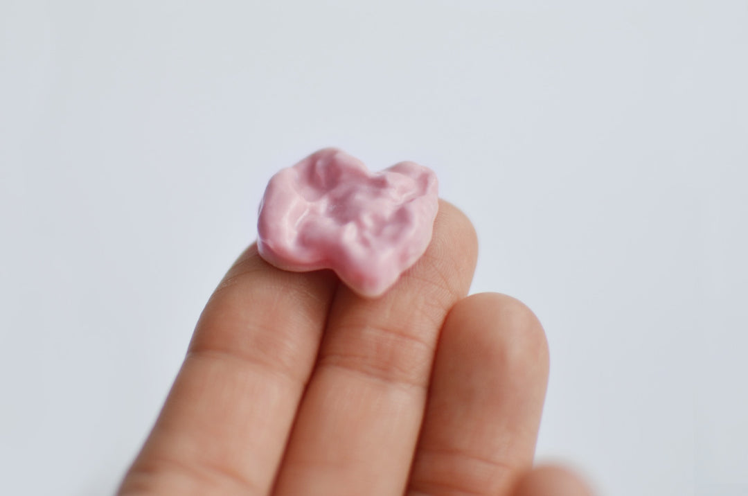 Pin - Chewing Gum (satin light pink) – Red Dot Design Museum Singapore